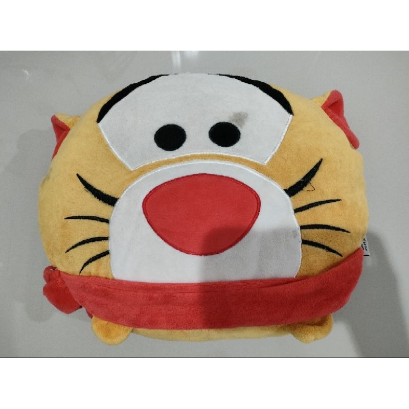 Bansui / Tiger Changi Airport Group Nursing Pillow (Disney Tsum Tsum ...
