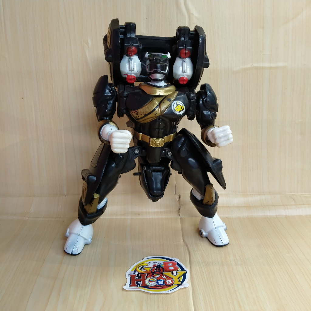 HITAM Power Ranger Wild Force Black Figure - Bison Zord Black Rangers ...