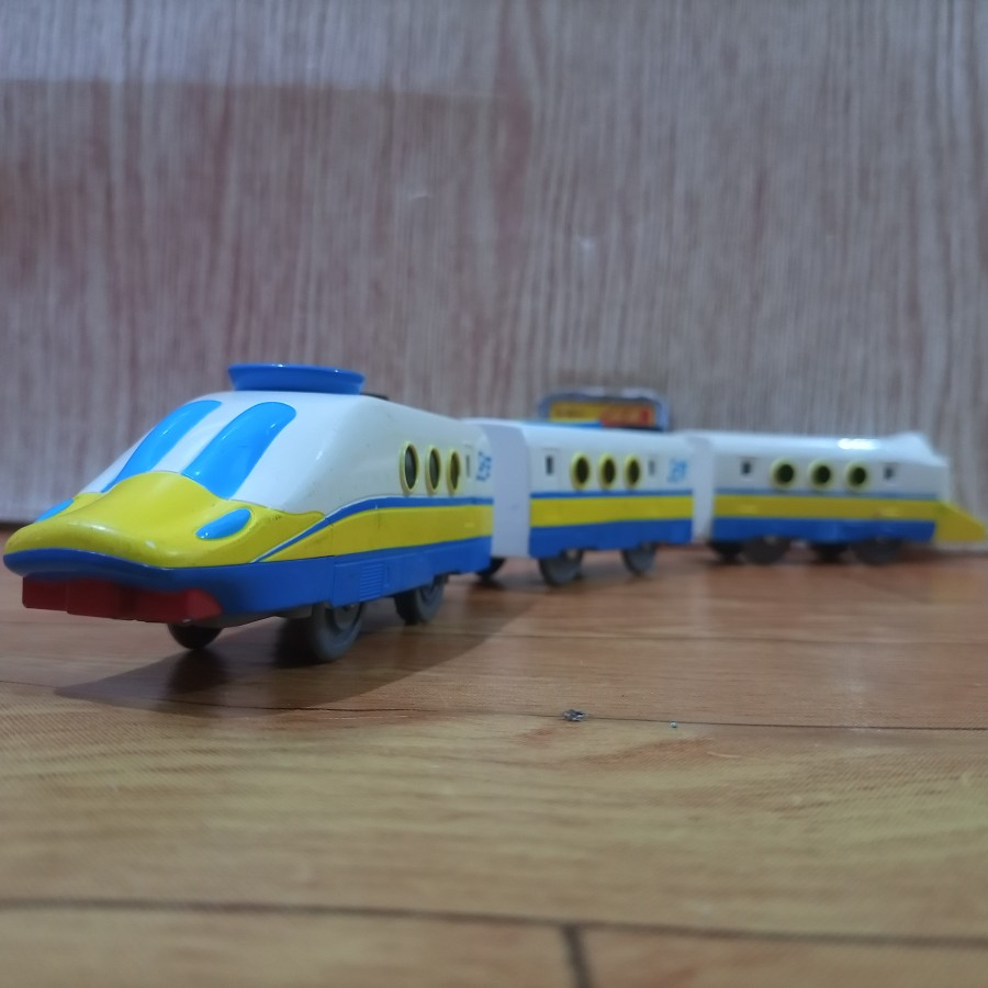 Takara Tomy Plarail Train - Disney Dream Railway Donald Duck Marine Shuttle | Shopee Philippines