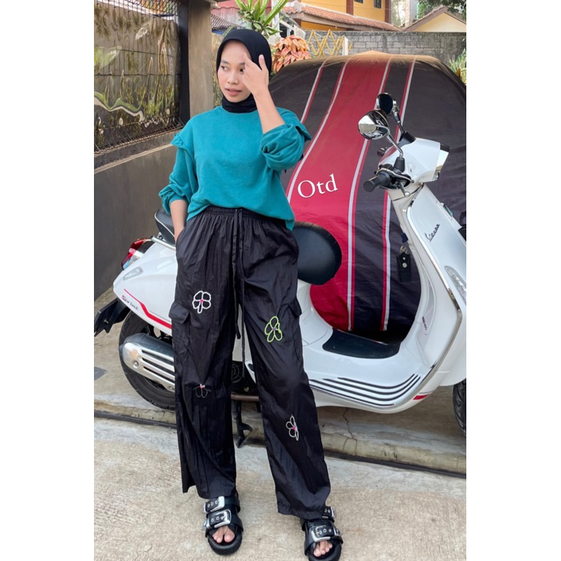 Moiz PARACHUTE BY BOONAA | Parachute SKIRTS CARGO PANTS | Women's ...