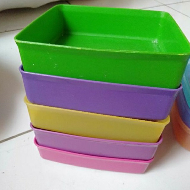 Base MEDIUM SQUARE aka flat tupperware second hand, base tupperware ...