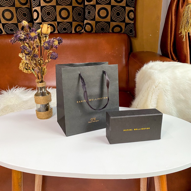 Daniel Wellington Black Paper Bag and Box Premium Watch Paper Bag Watch ...
