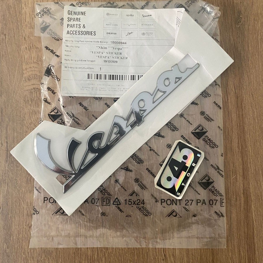 Original Vespa Sprint / Primavera Side Body Emblem Sticker | Shopee ...