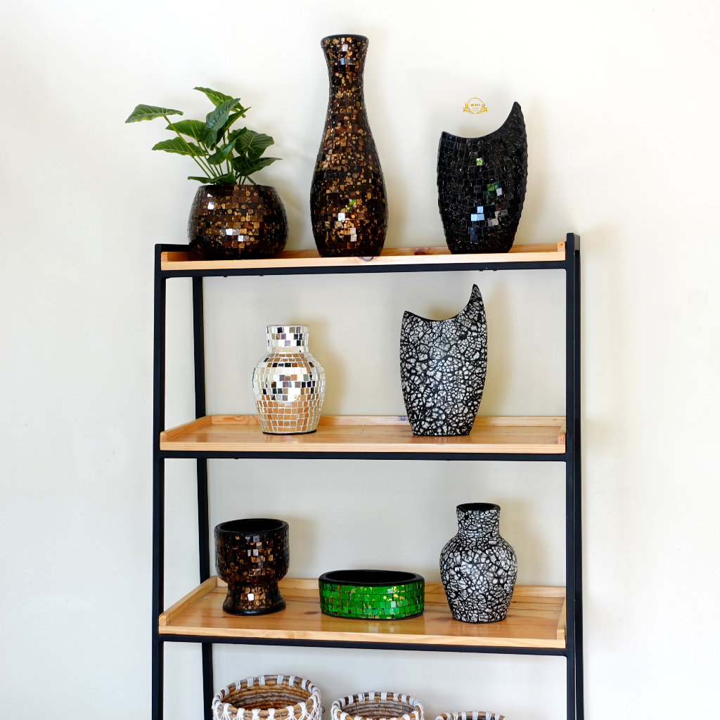 Pottery Ceramic Pottery Pottery Pottery Display Aesthetic Hotel Cafe ...