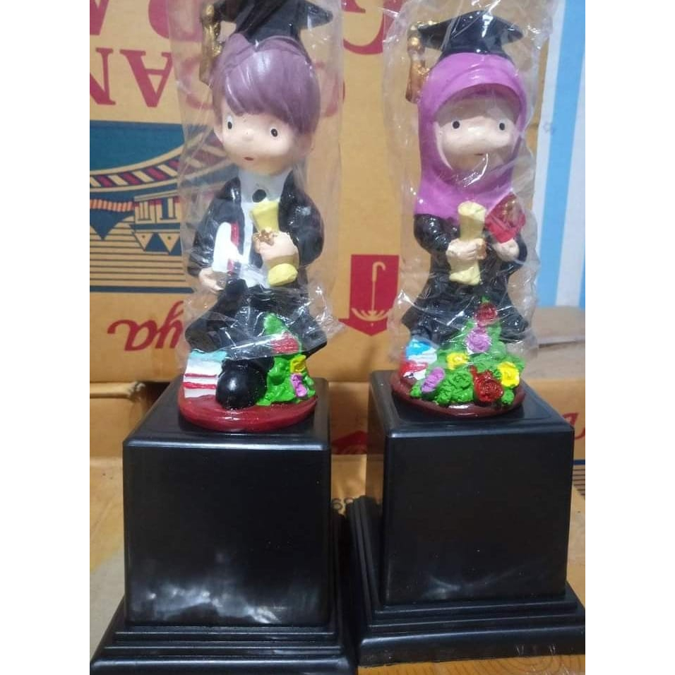 Graduation STATUE - KINDERGARTEN GRADUATION | Shopee Philippines