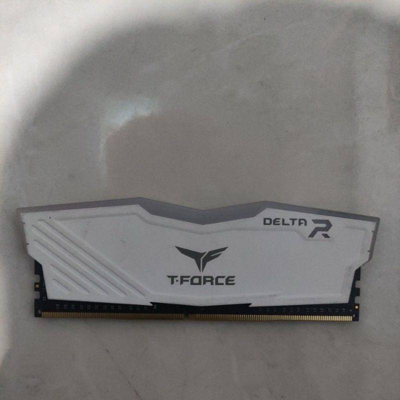 Ram T FORCE DELTA RGB DDR4 8GB 3200MHz | Shopee Philippines