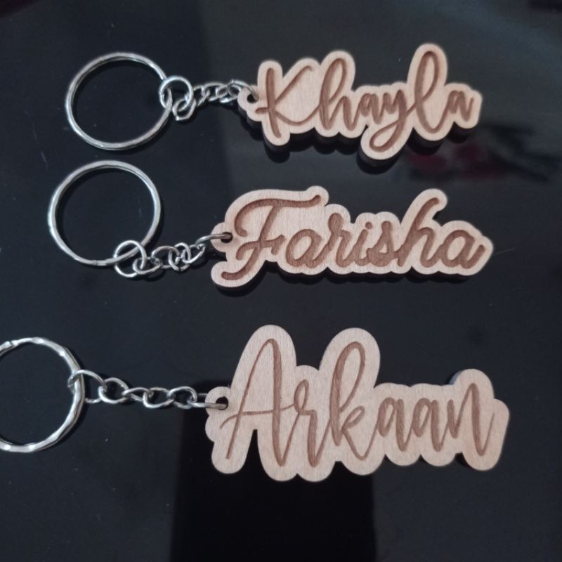 GANTUNGAN KAYU Custom Keychain Name Material solidwood/Wood & Oak ...