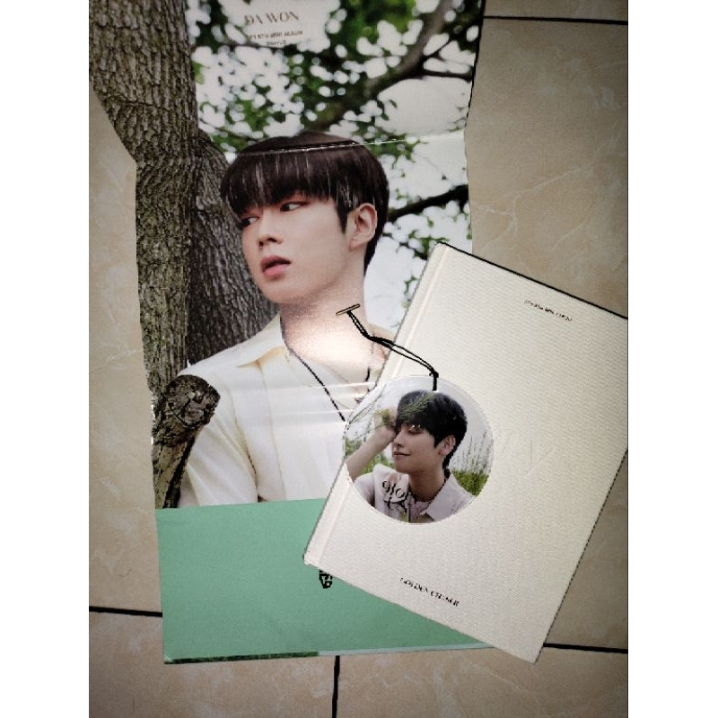 Preloved ALBUM SF9 GLORY US GOLDEN CHASER OFFICIAL BOOK BAND DAWON ...