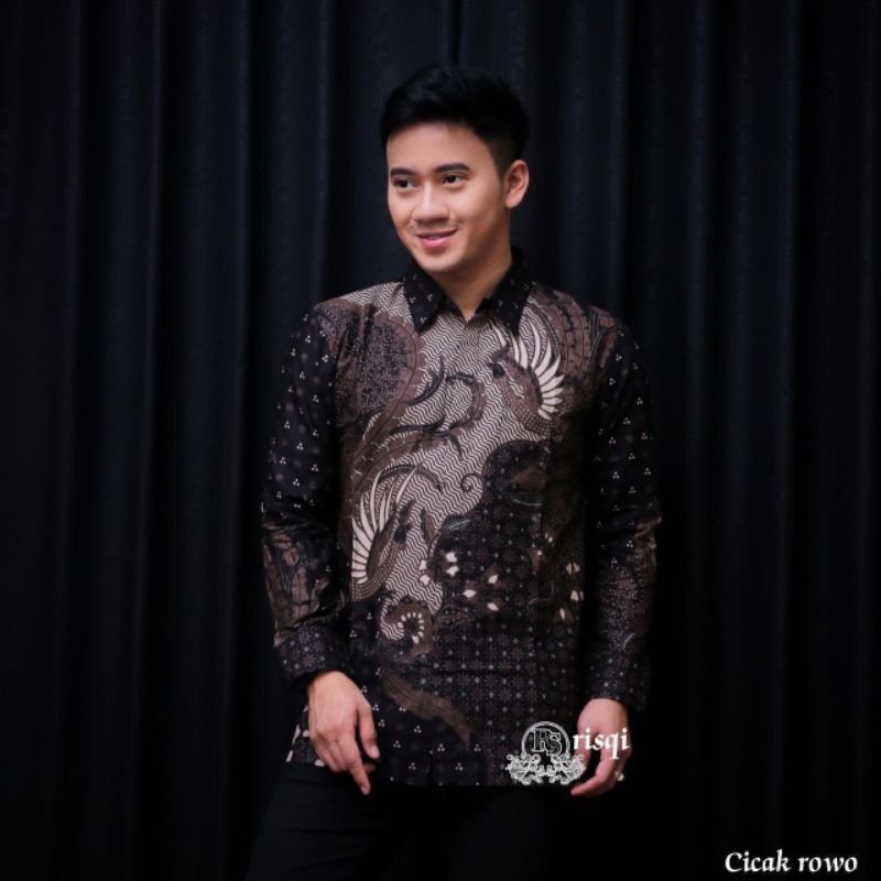 HITAM Men's Batik Long Sleeve Black Batik Modern Men's Batik Cicak Rowo ...
