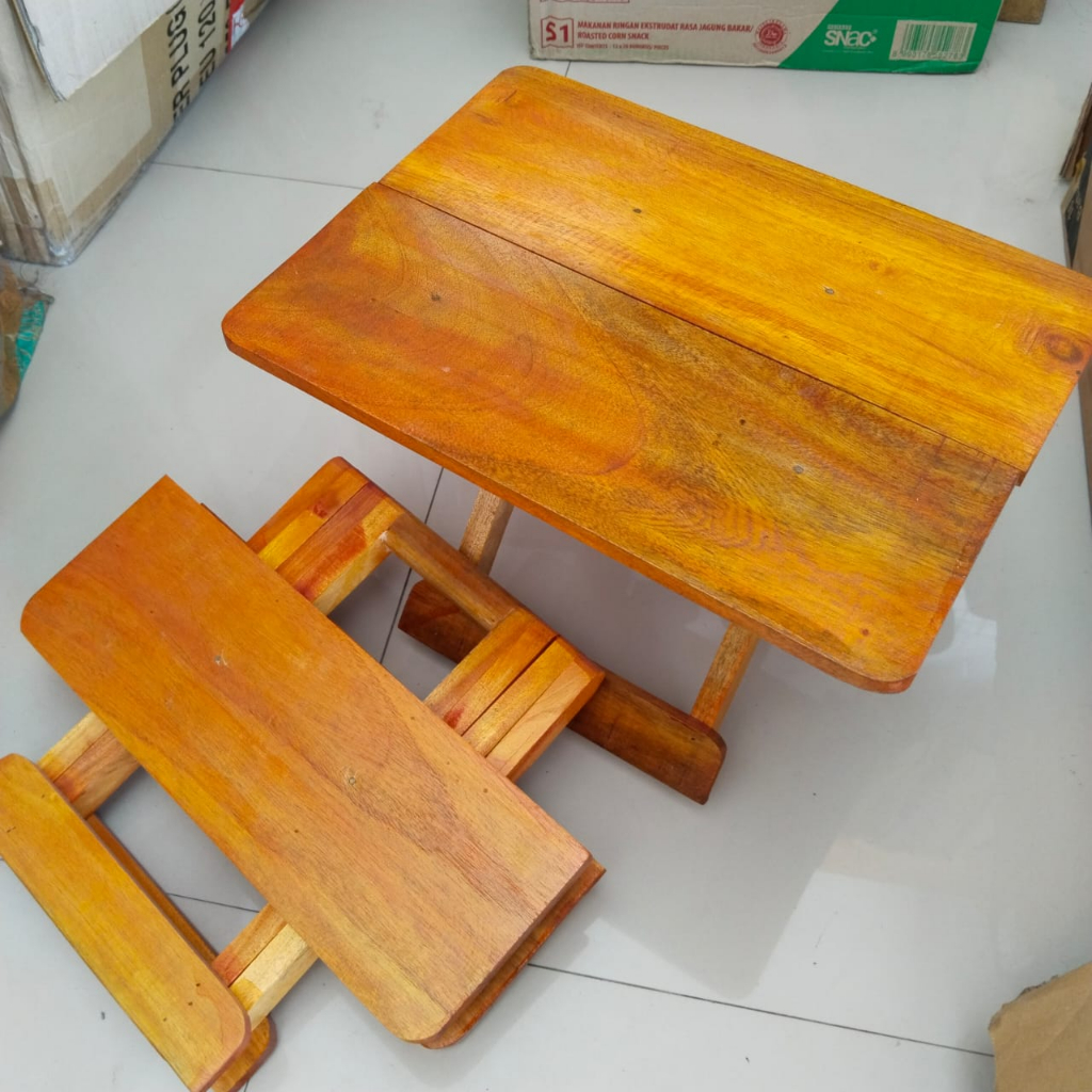 KAYU Wooden folding table / wooden rehal / Koran table / al Koran table ...