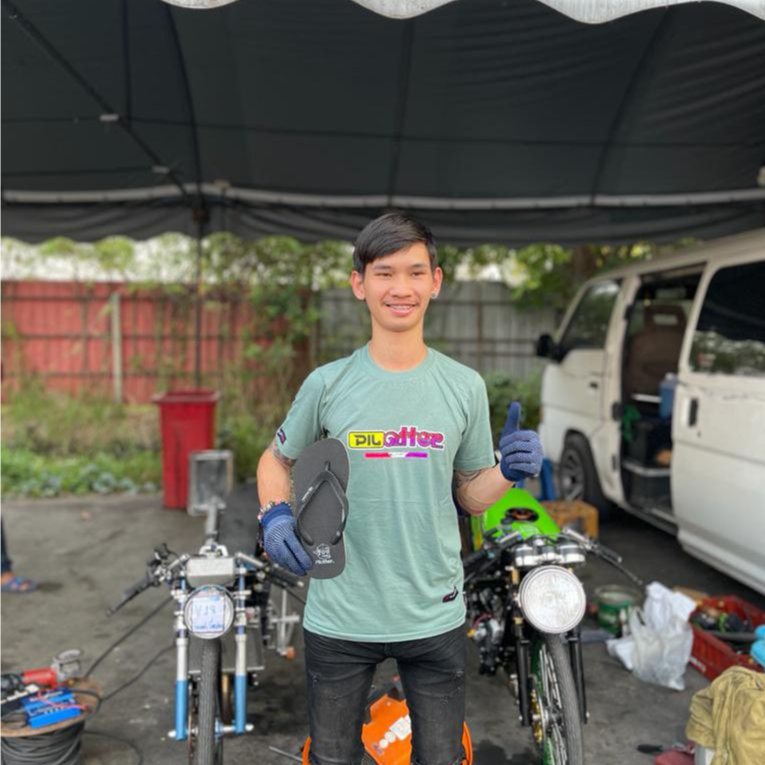 Original RANGSIT BOMB PILOTTER T-SHIRTS FREE STICKERS THAILAN ...