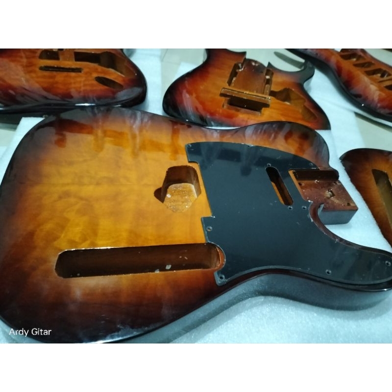 Fender Telecaster tele guitar Body finishing bonus piguard | Shopee ...