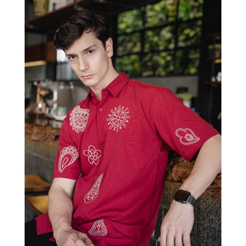 KEMEJA MERAH Nuc.id Roman 04 Men's Embroidery Shirt (Red) | Shopee ...