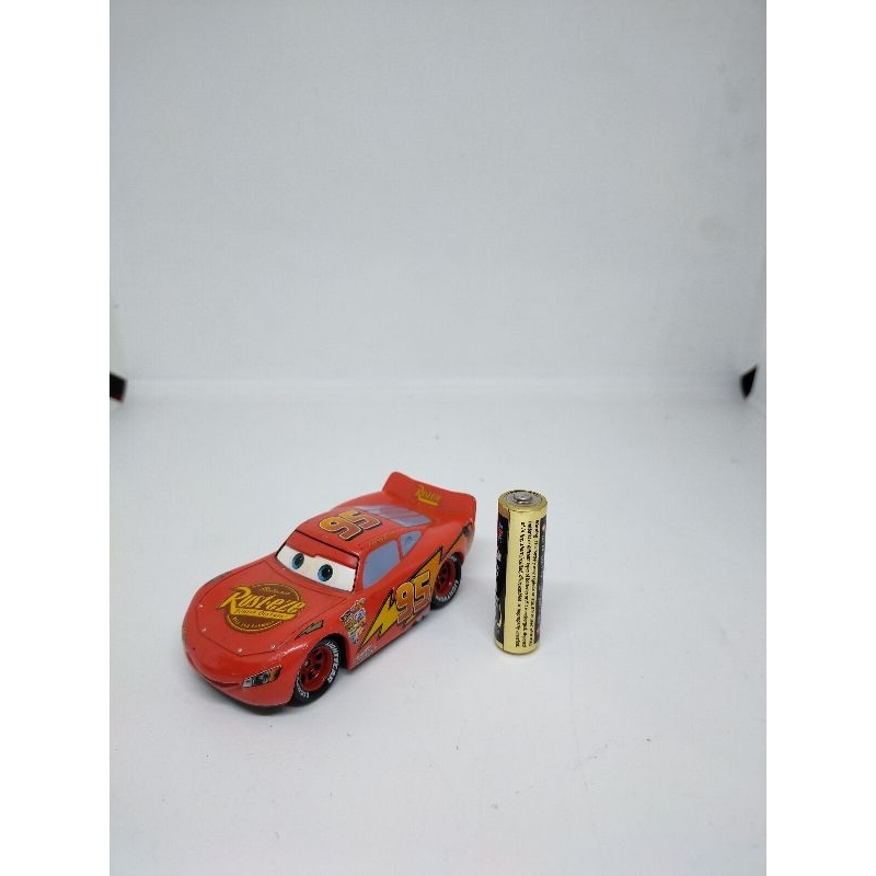 Disney PIXAR CARS LIGHTNING MCQUEEN DIECAST Car | Shopee Philippines