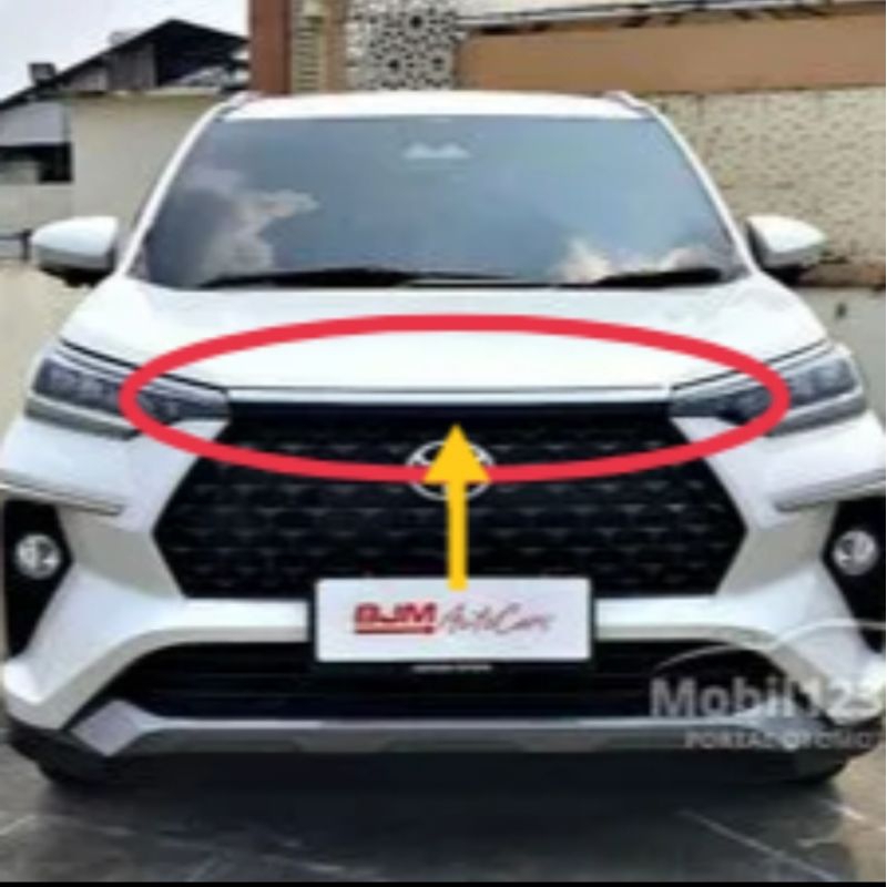 MESIN Hood MOULDING OR LIST OF TOYOTA VELOZ 2022-UP ENGINE HOOD ...