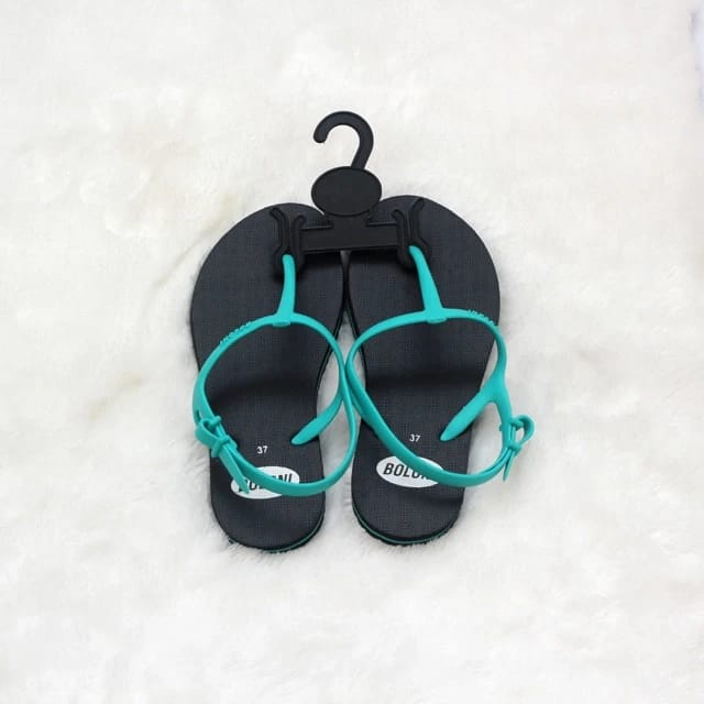 GANTUNGAN SLOP CLIP SANDAL HANGER / SHOE HANGER [SMALL] | Shopee ...