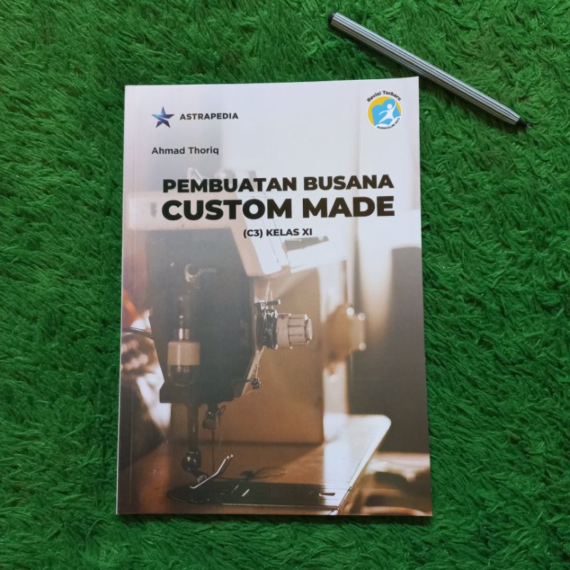 Original CUSTOM MADE Clothing Book For Class 11 C3 SMK | Shopee Philippines