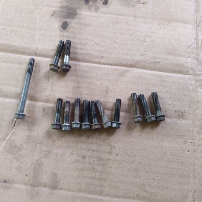 MESIN Bolt FULL SET COVER Engine Block CVT YAMAHA MIO SPORTY Carburetor ...