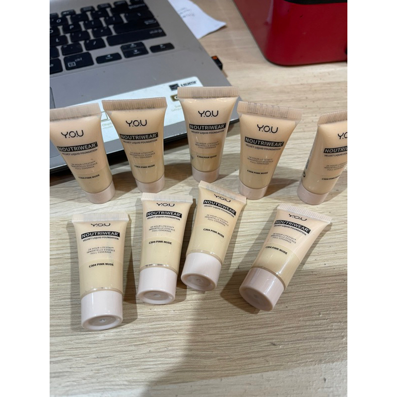 You noutriwear velvet liquid fondation/beauty wear 24h (sample size 5ml ...