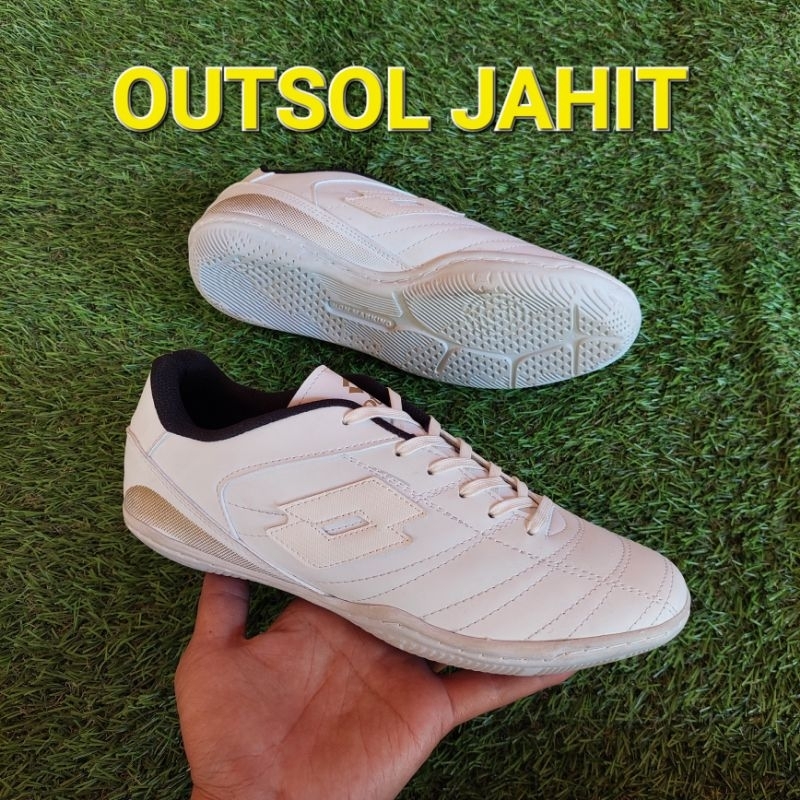 Lotto futsal shoes. Futsal shoes with stitched soles | Shopee Philippines