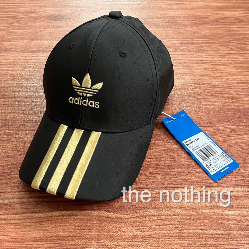 Adidas originals baseball cap-Size OSFM (one size fit men) | Shopee ...
