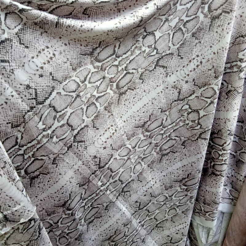 Snake Motif Baby Silk Fabric - Silk Satin Fabric - Lqb Premium Silk ...