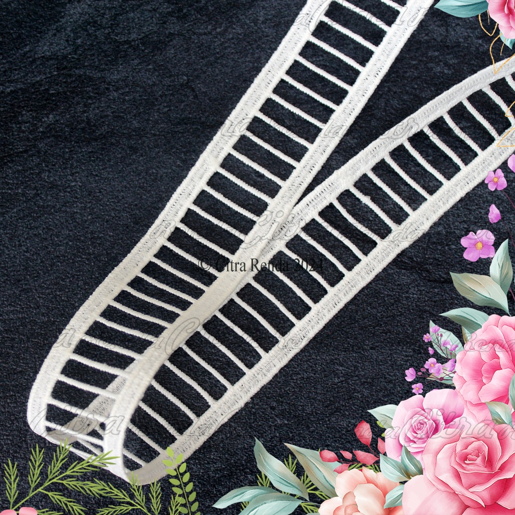 (Per Meter) RDR602 Center Lace / Stair Lace Broken White Color 3.2cm ...