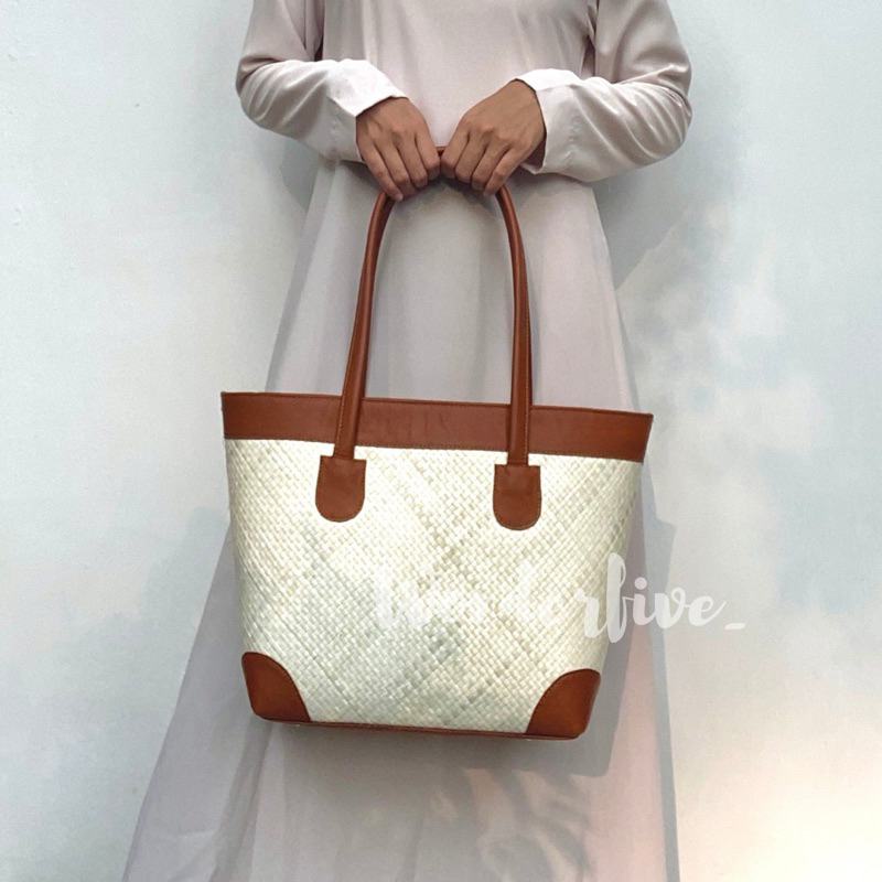 Pandan Woven Tote Bag Combi Natural Leather Traditional Balinese Ethnic ...