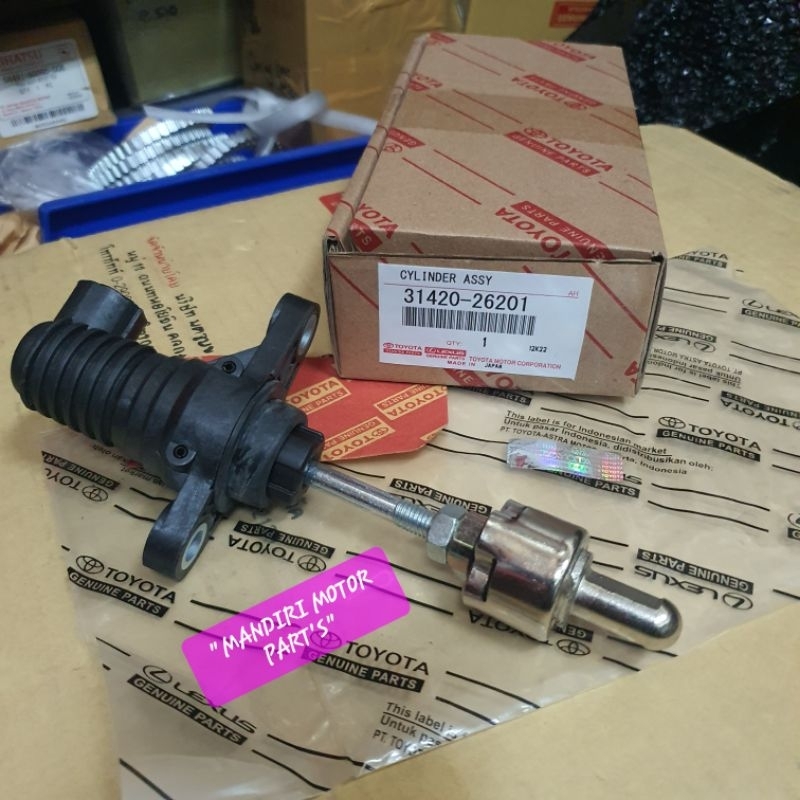 Cm ASSY/CYLINDER ASSY/MASTER Upper Clutch TOYOTA HIACE COMMUTER 5/8 ...