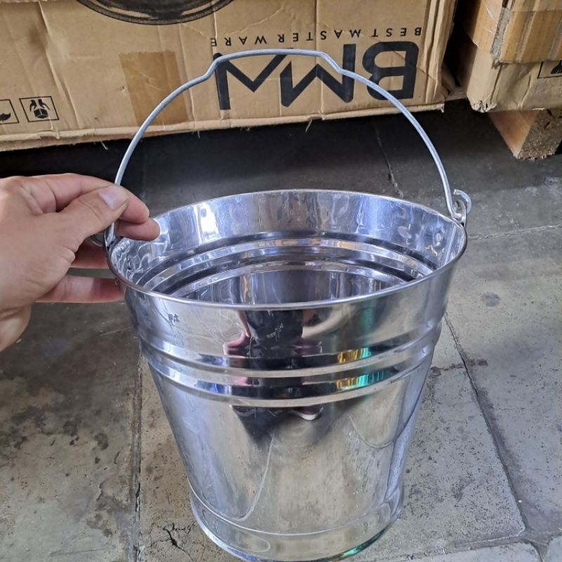 5 Liter Stainless Steel Bucket • 5 Liter Stainless Bucket Bucket Emblem ...