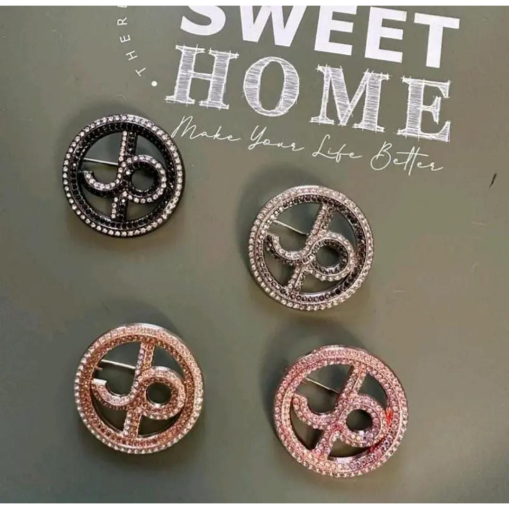 Brooch journey round aluminum journey brooch clips luxury | Shopee ...