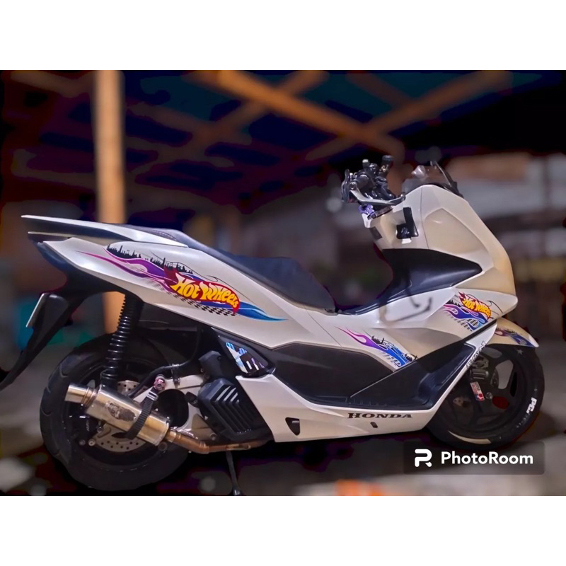 Uv GLOSSY PCX 160 API HOT WHEELS TRANSPARENT STRIPING | Shopee Philippines
