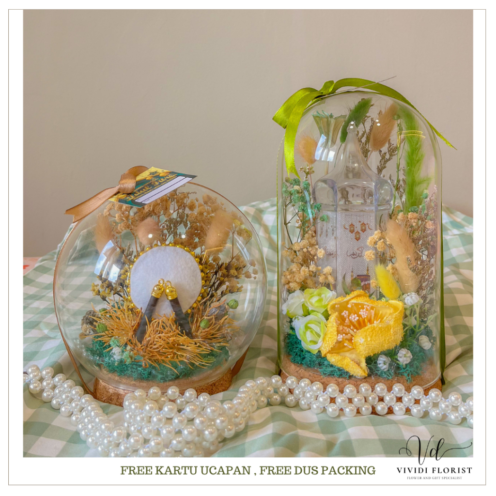 [READY] Hana Yara Dome Glass Dome Bouquet Bloom Box Flower Hampers Eid ...