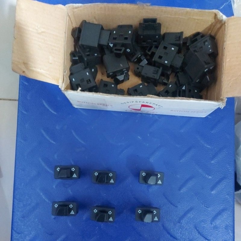 TOMBOL Hazard turn signal button / Universal 30mm 34mm Trapezoid ...