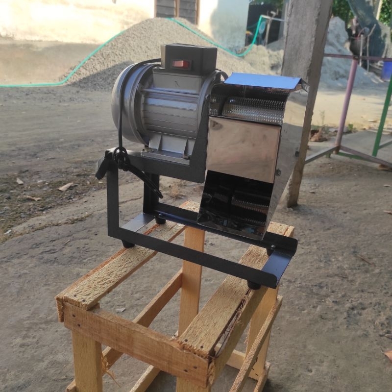 MESIN Electric Coconut Grater, Cassava Grater, Turmeric, Ginger ...