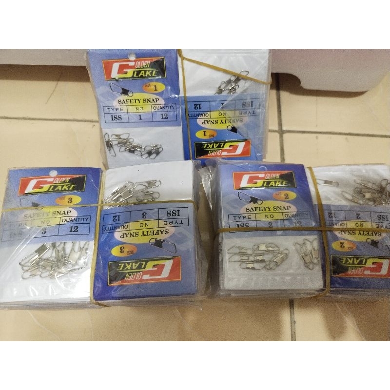 Safety snap golden lake | Shopee Philippines