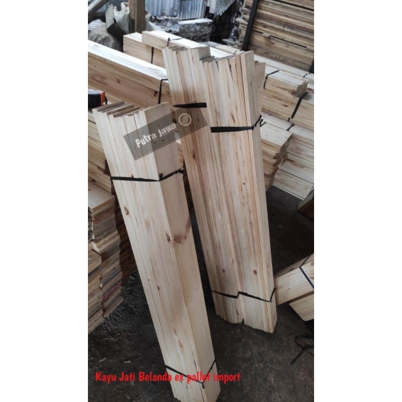 KAYU Used Dutch Teak Pine Wood, Imported Pallets, Fine, Ready to Use ...