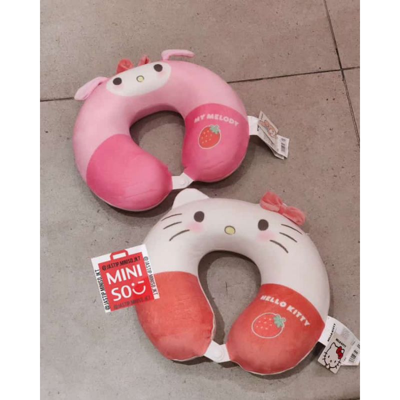 Miniso x SANRIO HELLO KITTY/MY MELODY Memory Foam Neck Pillow (30x28cm ...