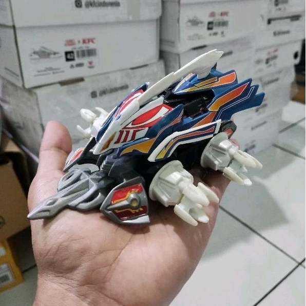 Crush Gear Turbo Garuda Phoenix Garuda Eagle Dino Spartan Gaiki Dino ...