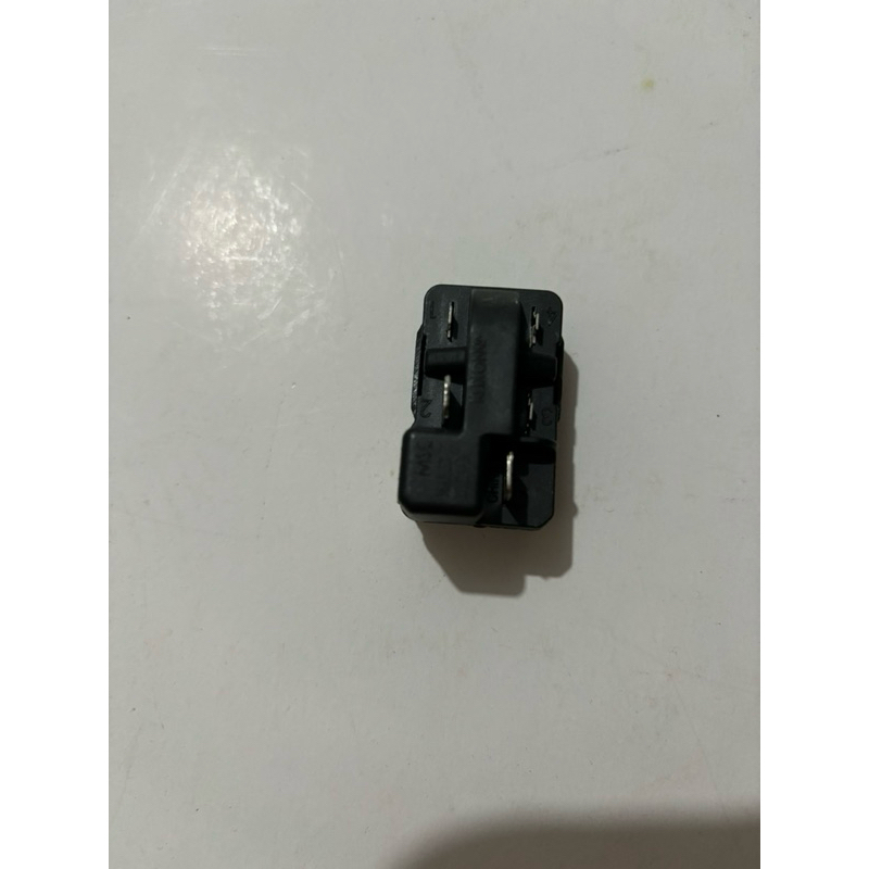 Overload Relay Refrigerator Freezer Showcase Klixon 2 Socket left and ...
