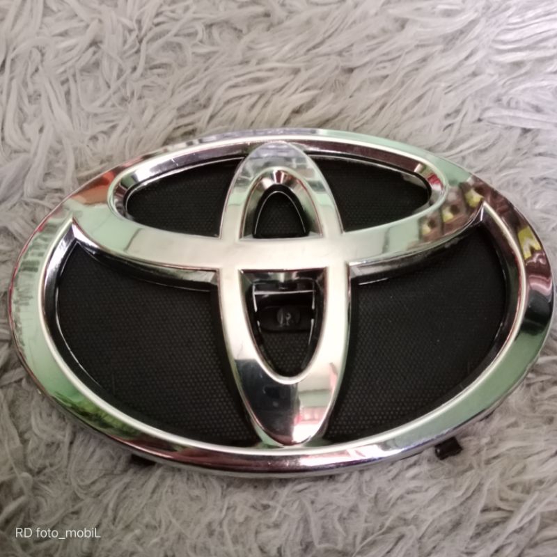 Logo emblem Front Grill innova reborn ok140 2016-2022 original Already ...