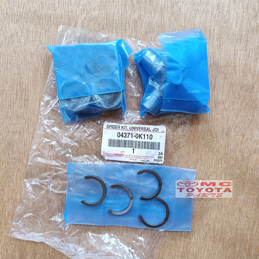 Universal Cross Joint Coupling Couple Innova Fortuner Hilux 04371-0K110 ...