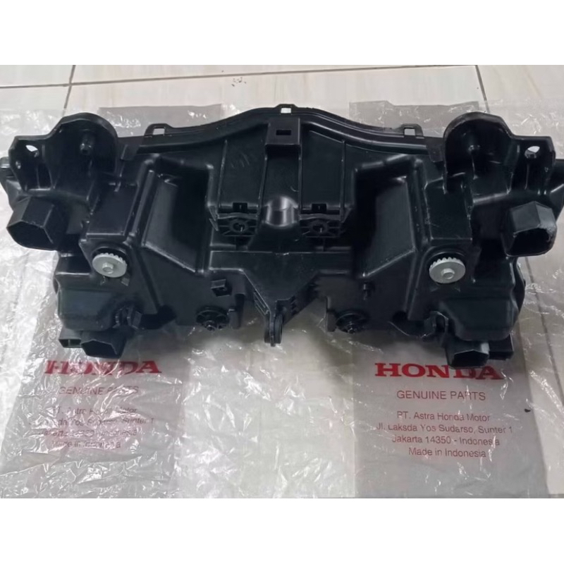 The k45r reflector Housing is retrofit PNP biled 2.5 inch, just install ...
