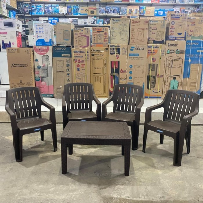 1 Set of 4 Olymplast plastic woven patio chairs /+ long OST-R table ...