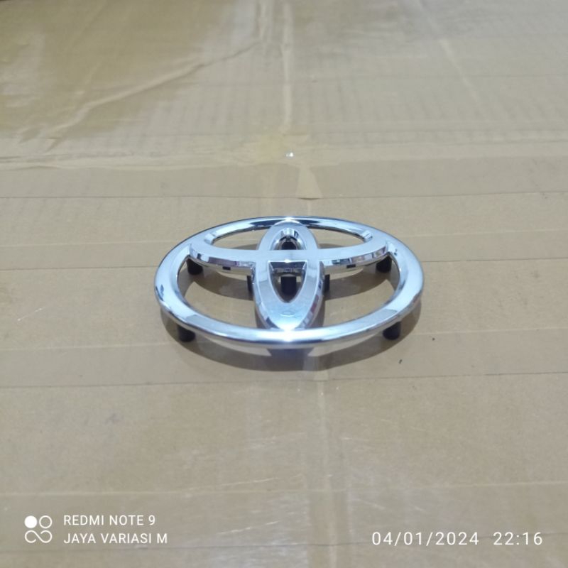 Toyota Steering Wheel emblem logo toyota innova fortuner hilux yaris ...