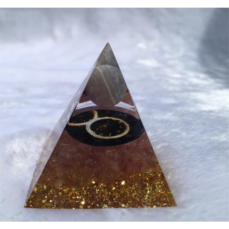Pyramid Orgonite Symbol Bioenergy Reiki Cakra Orgone 5 cm Orgonite ...