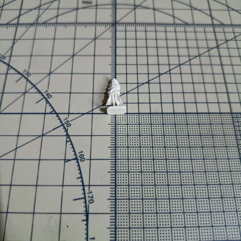 Bandai MG 1/100 STRIKE FREEDOM GUNDAM PART MINI FIGURE PILOT LACUS ...