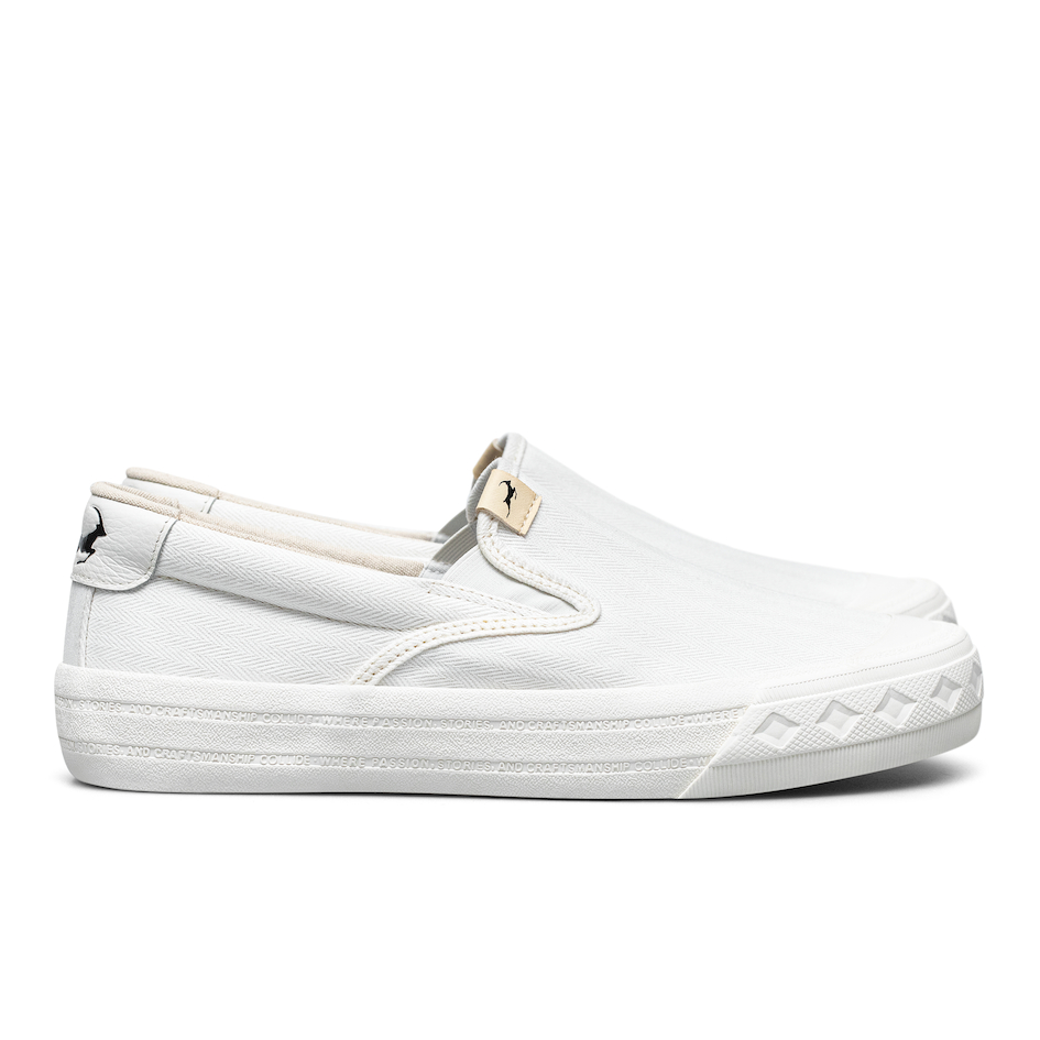 Compass Retrograde Slip On Herringbone White Shoes | Shopee Philippines
