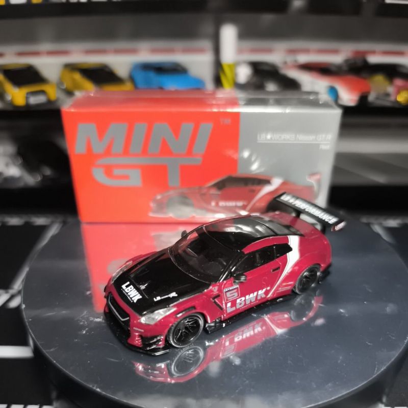 Mini gt nissan gtr r35 red lbwk red 345 | Shopee Philippines