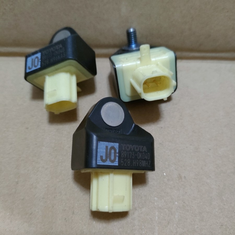 Switch sensor air bag Toyota Innova REBORN Fortuner Hilux 89173-oko40 ...